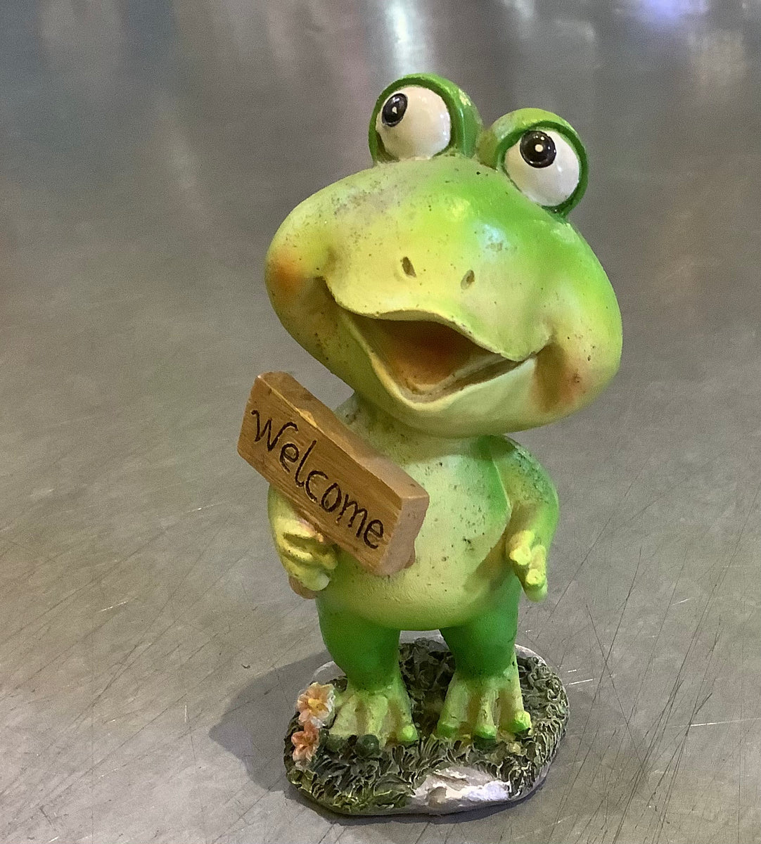 Green Resin Garden Frog – Artesano Galleria