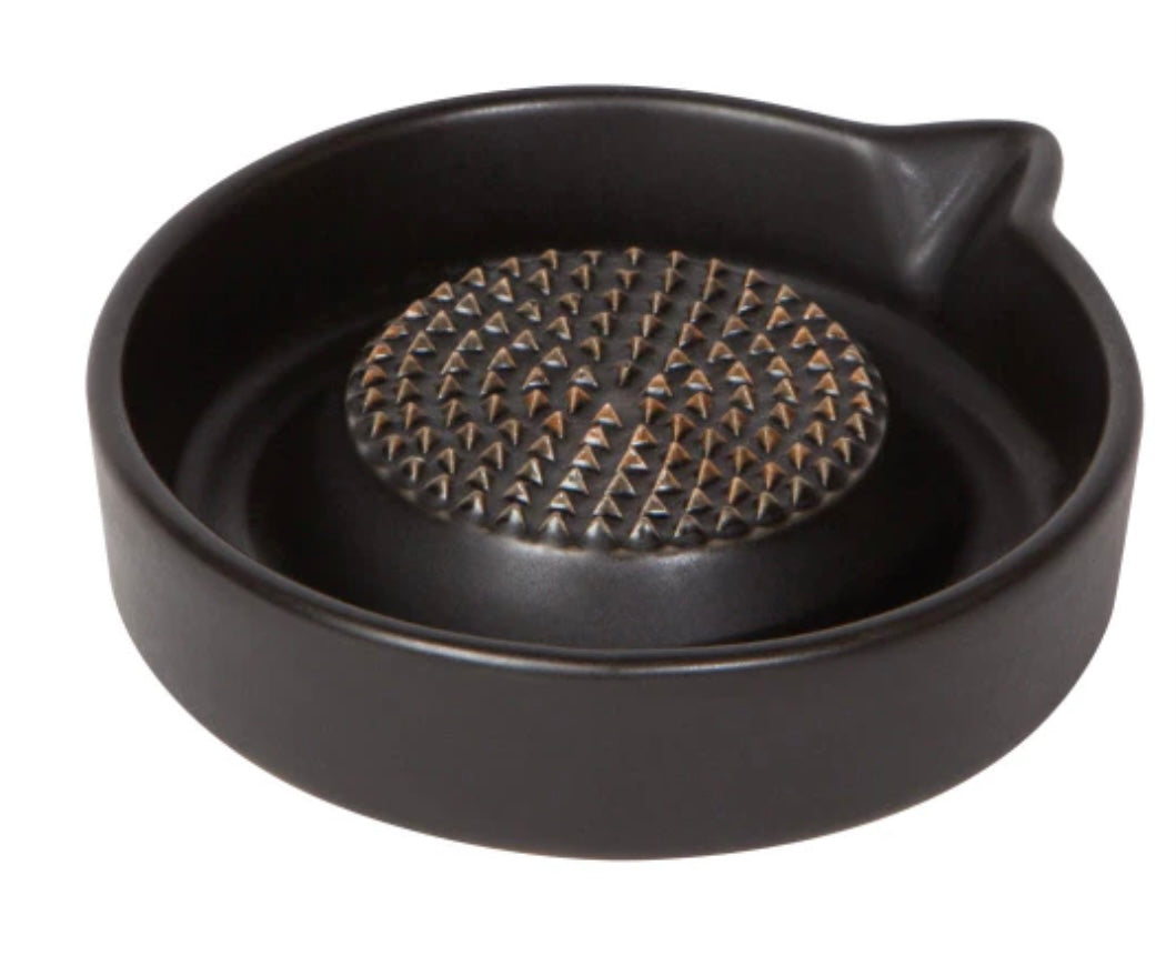 Danica Now Designs Ginger Grater in Black – Artesano Galleria